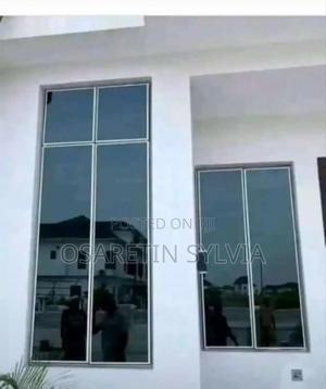 Top-notch Frameless Windows in Lekki - Windows, Osaretin Sylvia | Jiji.ng