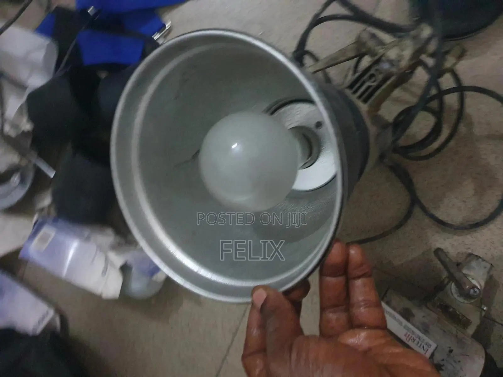 Interfit Photo Studio Kit - Camera Stand Light Stand Softbox Umbrella ...