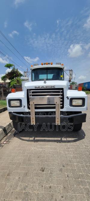 Mack 1999 White in Amuwo-Odofin - Trucks & Trailers, Jacy Autos Jacy ...
