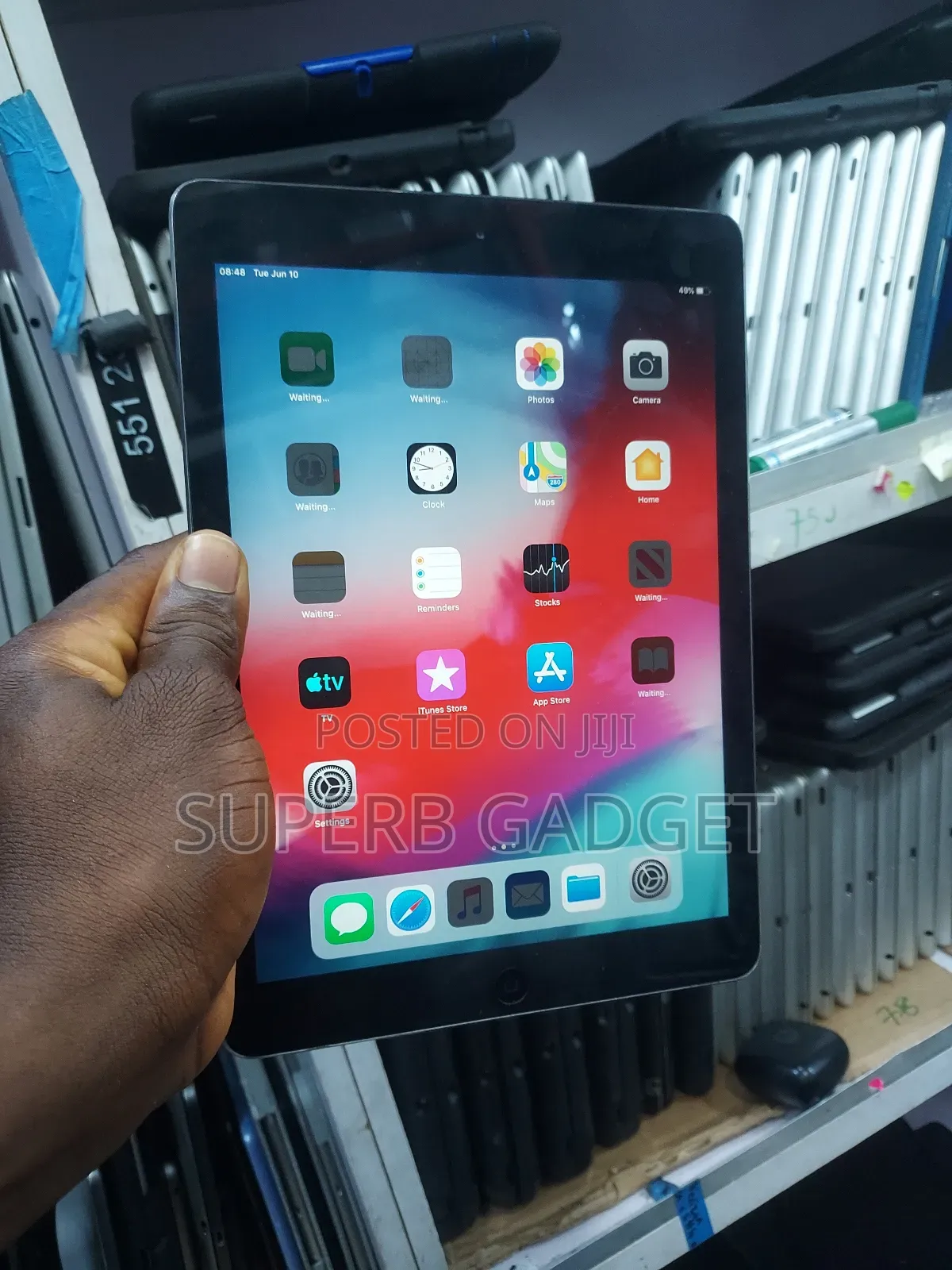 Apple iPad Air 16 GB Silver in Ikeja - Tablets, Titus Aaron | Jiji.ng