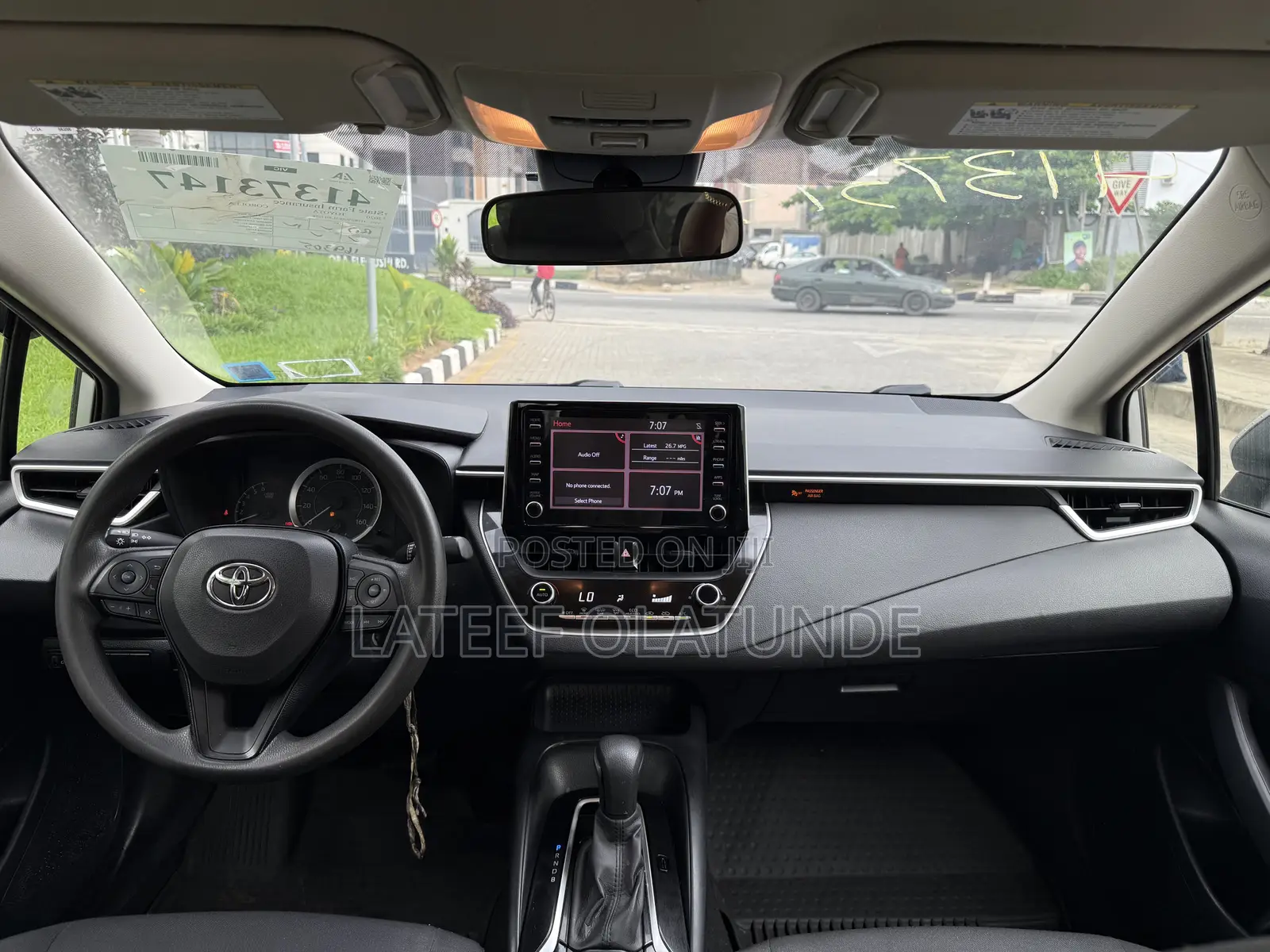 Toyota Corolla LE 2020 Silver in Ikoyi - Cars, Lateef Olatunde | Jiji.ng