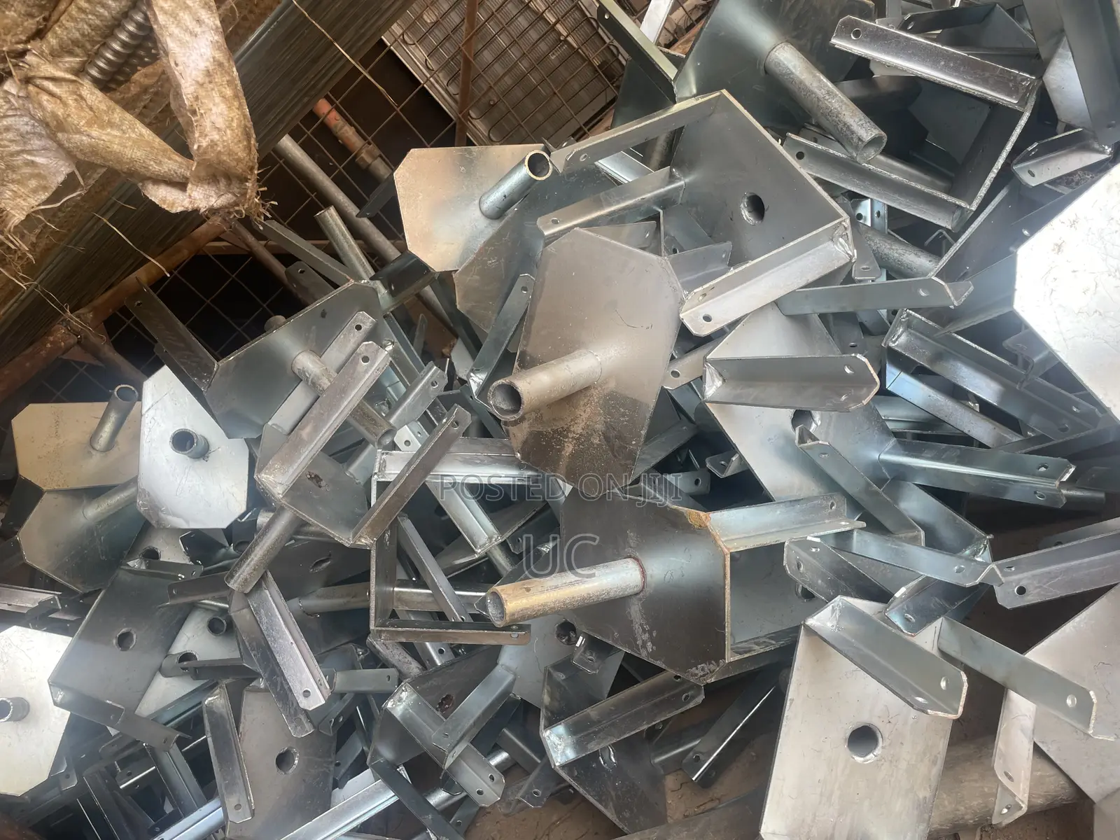 Four Way Peri Hanger in Dei-Dei - Building Materials & Supplies ...