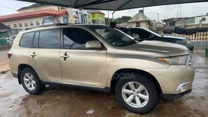 Toyota Highlander 4x4 2008 Gold in Abeokuta South - Cars, Odunayo Jooda ...