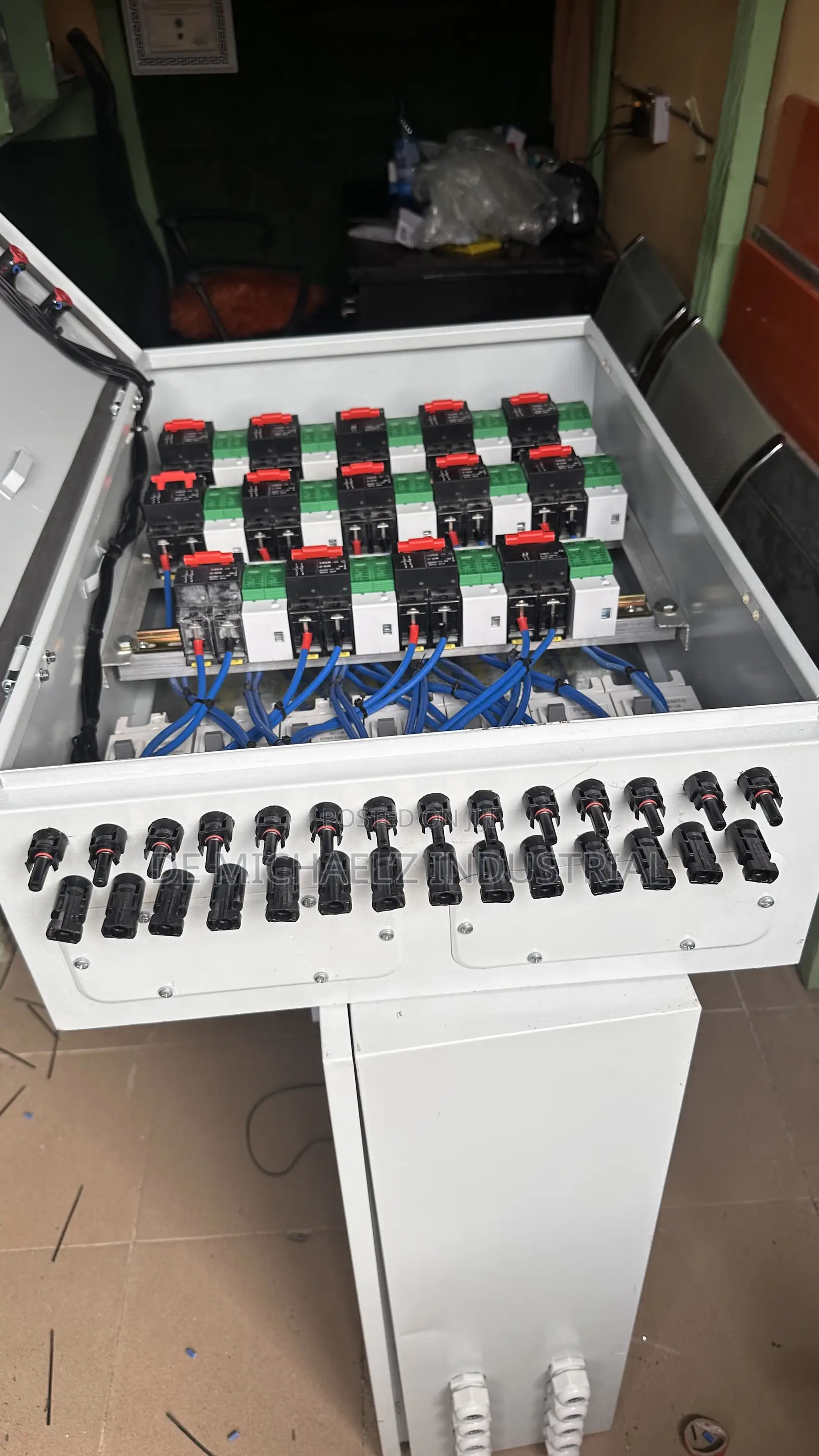14 Strings Pv Combiner Box for Solar System Installation in Onitsha ...