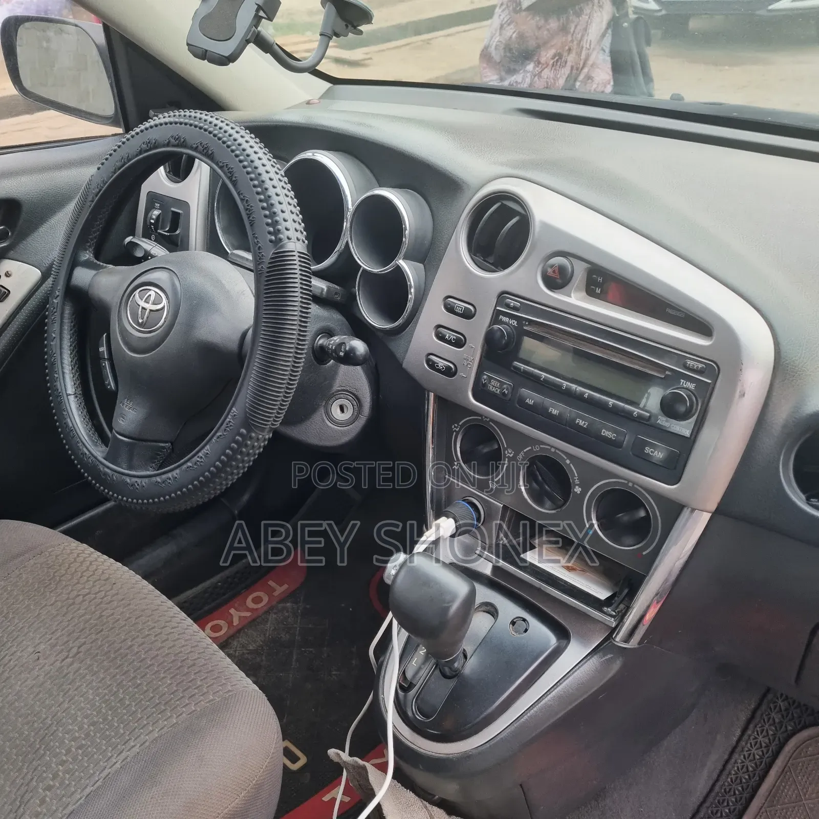 Toyota Matrix Hatchback AWD (1.8L 4cyl 4A) 2005 Black in Lagos Island ...