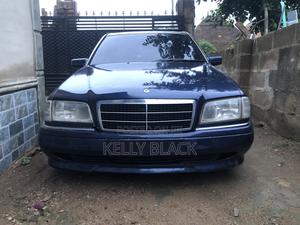 Mercedes-Benz C200 2000 Blue in Osogbo - Cars, Kelly Black | Jiji.ng