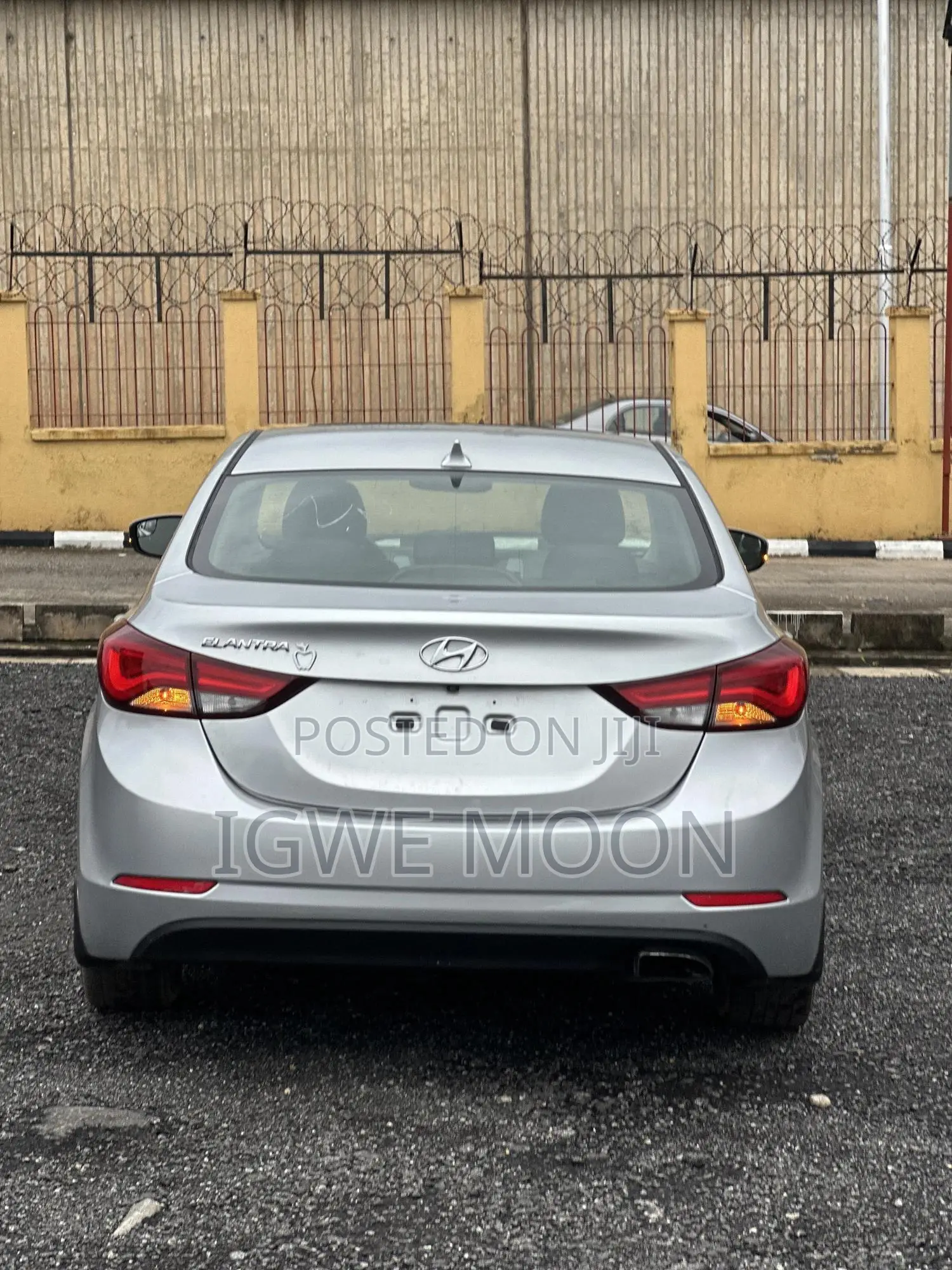 Hyundai Elantra Limited 4dr Sedan (1.8L 4cyl 6A) 2015 Silver in Central ...