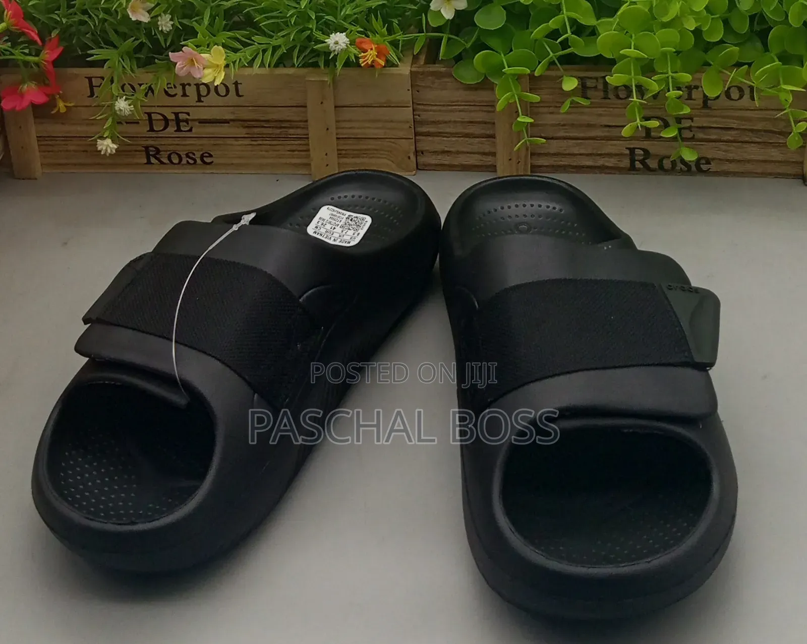 Crocs Slides in Ikotun/Igando - Shoes, Pascal Boss | Jiji.ng