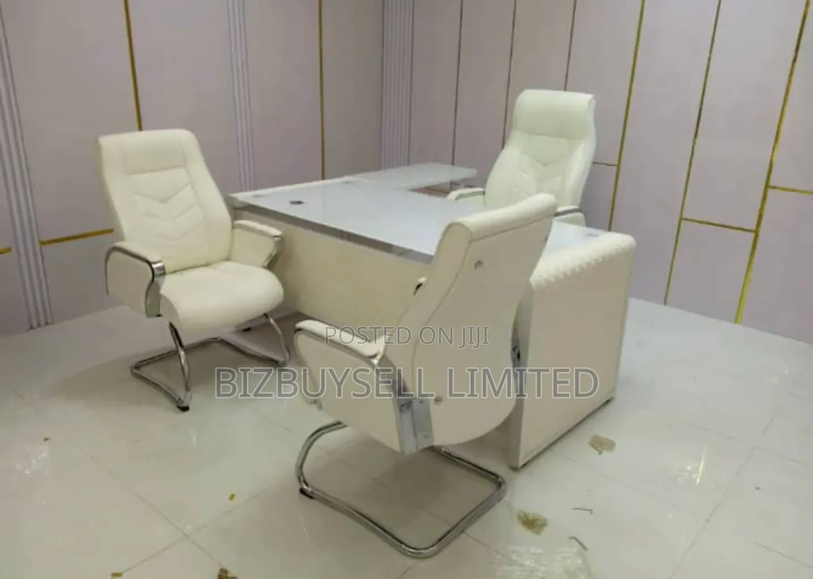 Super Executive Office Glass Table, Ex Chair And Visitors Chair. in ...