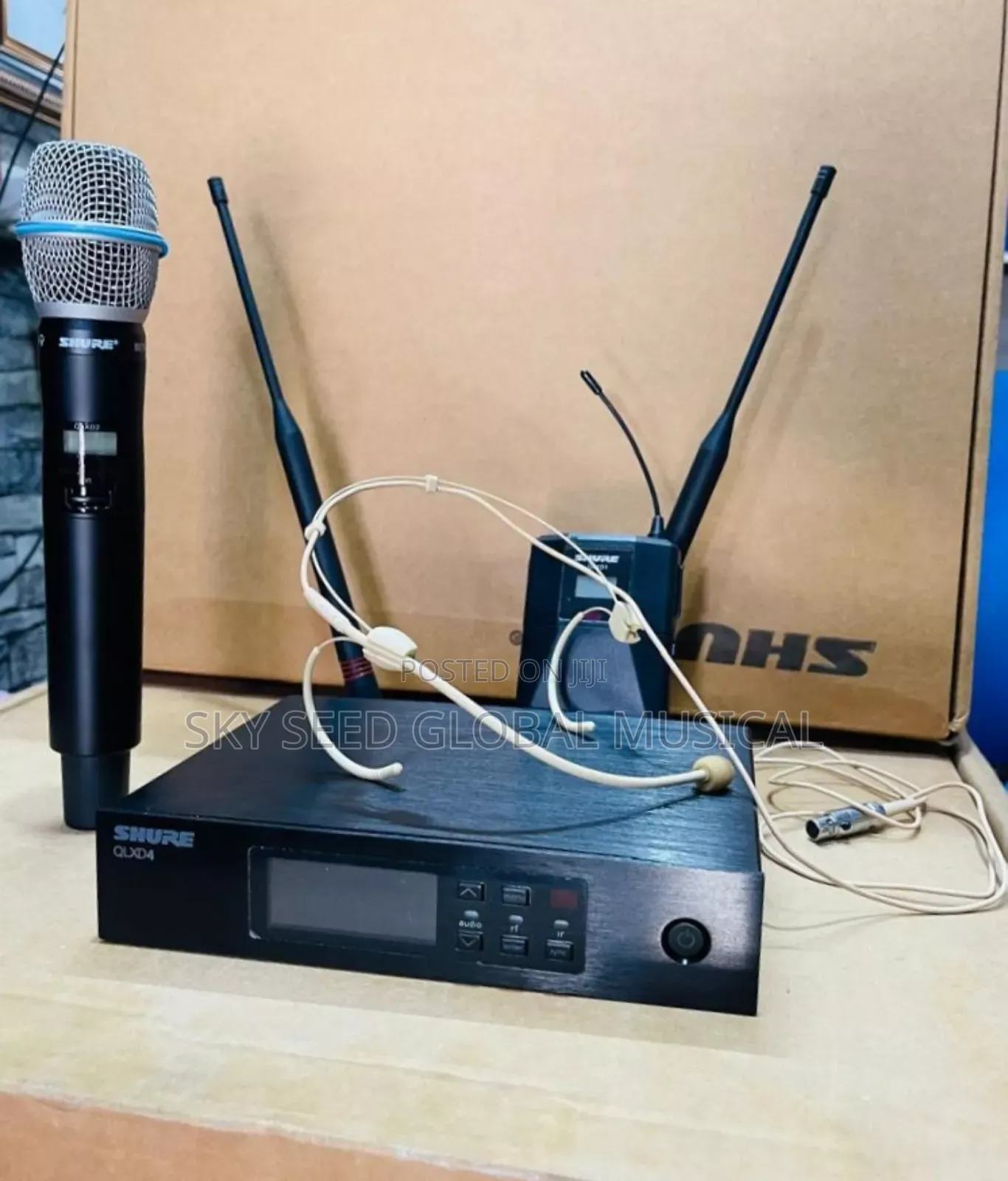 Qlxd4 Neck and Handle Shure Digital Wireless Microphone in Asokoro - Audio & Music Equipment ...