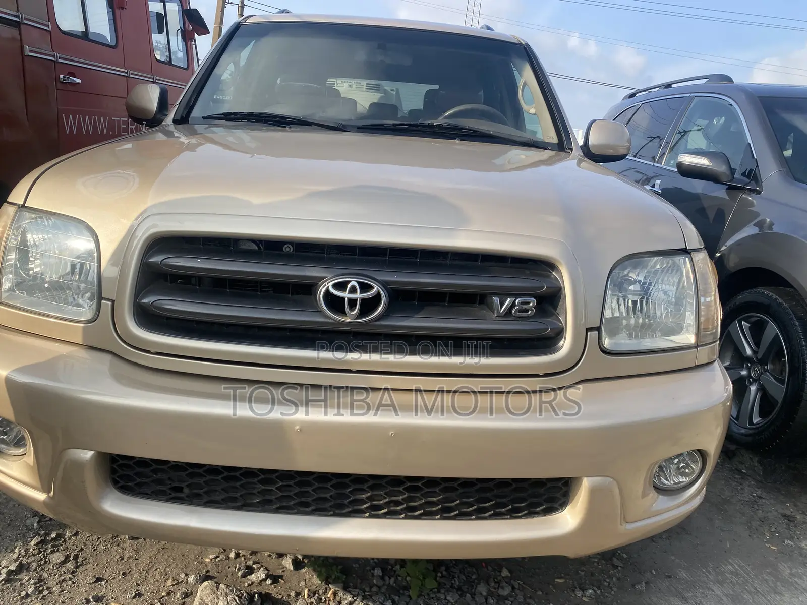 Toyota Sequoia Limited 4dr SUV 4WD (4.7L 8cyl 5A) 2005 Gold in Apapa ...