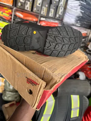 Red Wing Safety Shoe (3205) Durable And Luxury Safety Shoe For Oil&Gas ...