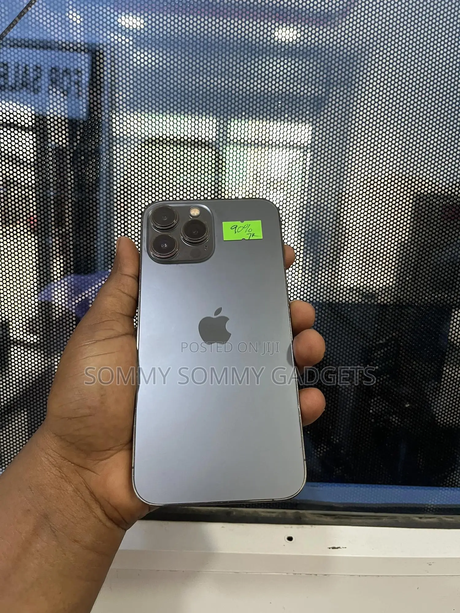 Apple iPhone 13 Pro Max 128 GB Gray for sale - Price: ₦ 555,000 on Jiji ...