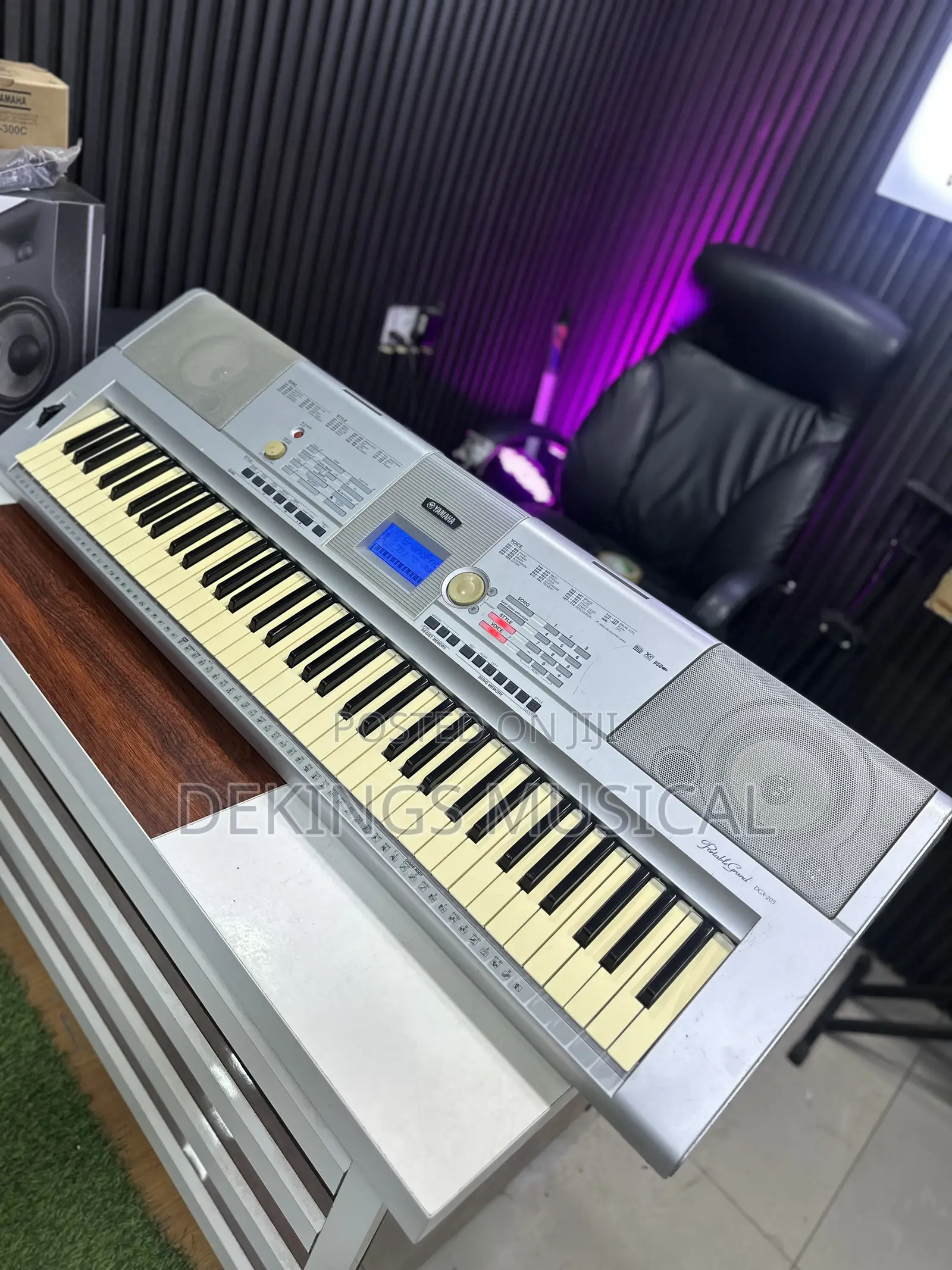 Yamaha DGX 205 76 Keys Grand Portable Keyboard Midi/ Usb in Ojo ...