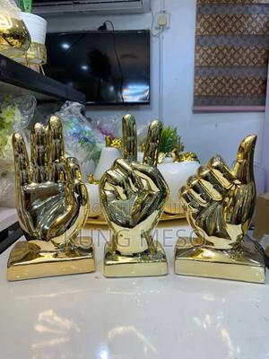 Finger Gesture Figurine !! Spicy Figurine for Tv Console, Center in ...