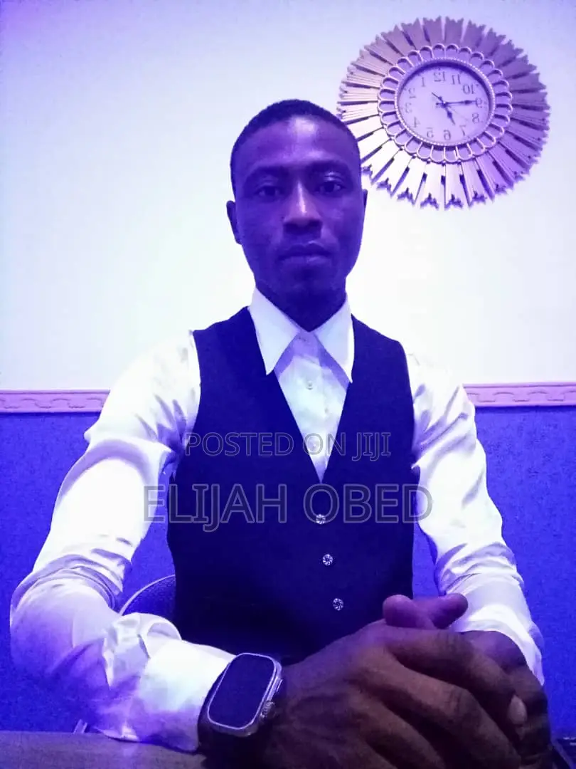 Front Desk Officer, Receptionist in Jabi - Hotel CVs, Elijah Obed | Jiji.ng