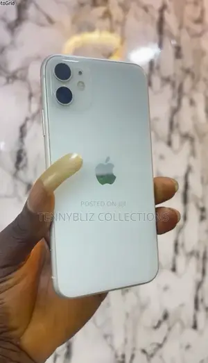 Apple iPhone 11 256 GB White in Ikeja - Mobile Phones, Tennybliz Collections | Jiji.ng