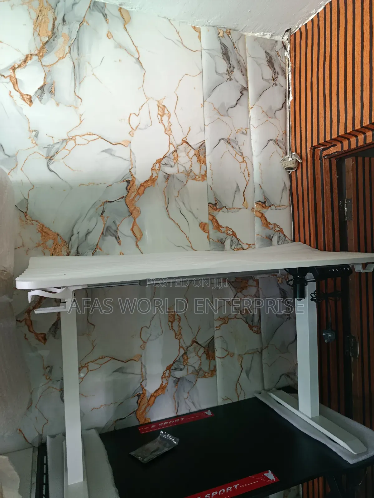 Beautiful Adjustable Electric Table in Port-Harcourt - Furniture, Afasc ...