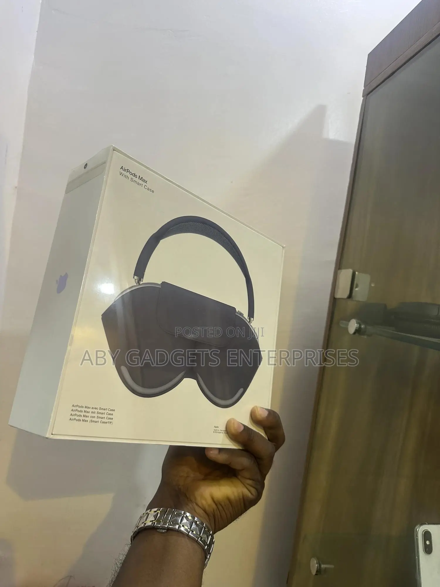 Brand New Airpod Max in Ikeja - Headphones, Aby Gadgets | Jiji.ng
