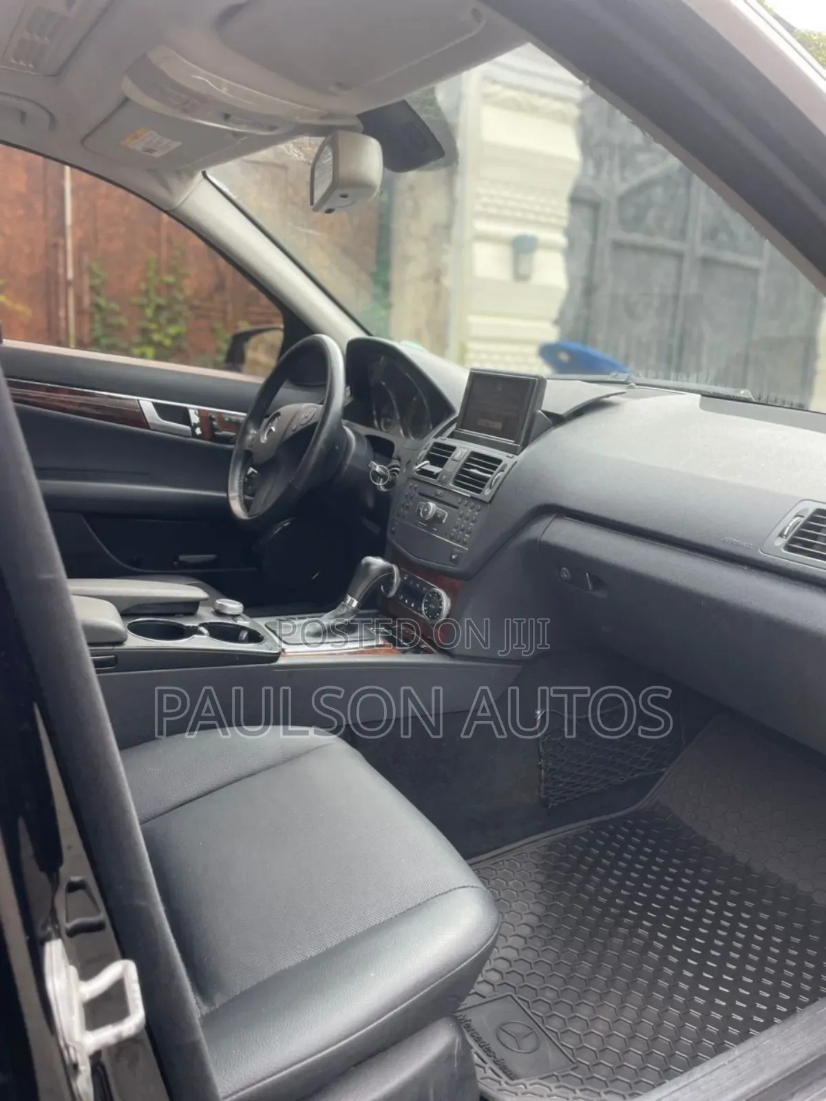 Mercedes-Benz C300 Luxury 4Matic Sedan AWD (3.0L 6cyl 7A) 2010 Black in ...