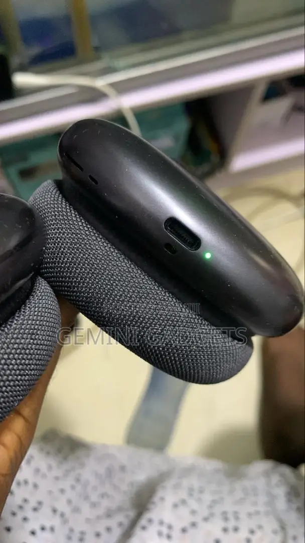 Apple Airpod Max Usb C for sale - Gemini Gadgets Price: ₦ 300,000 on ...