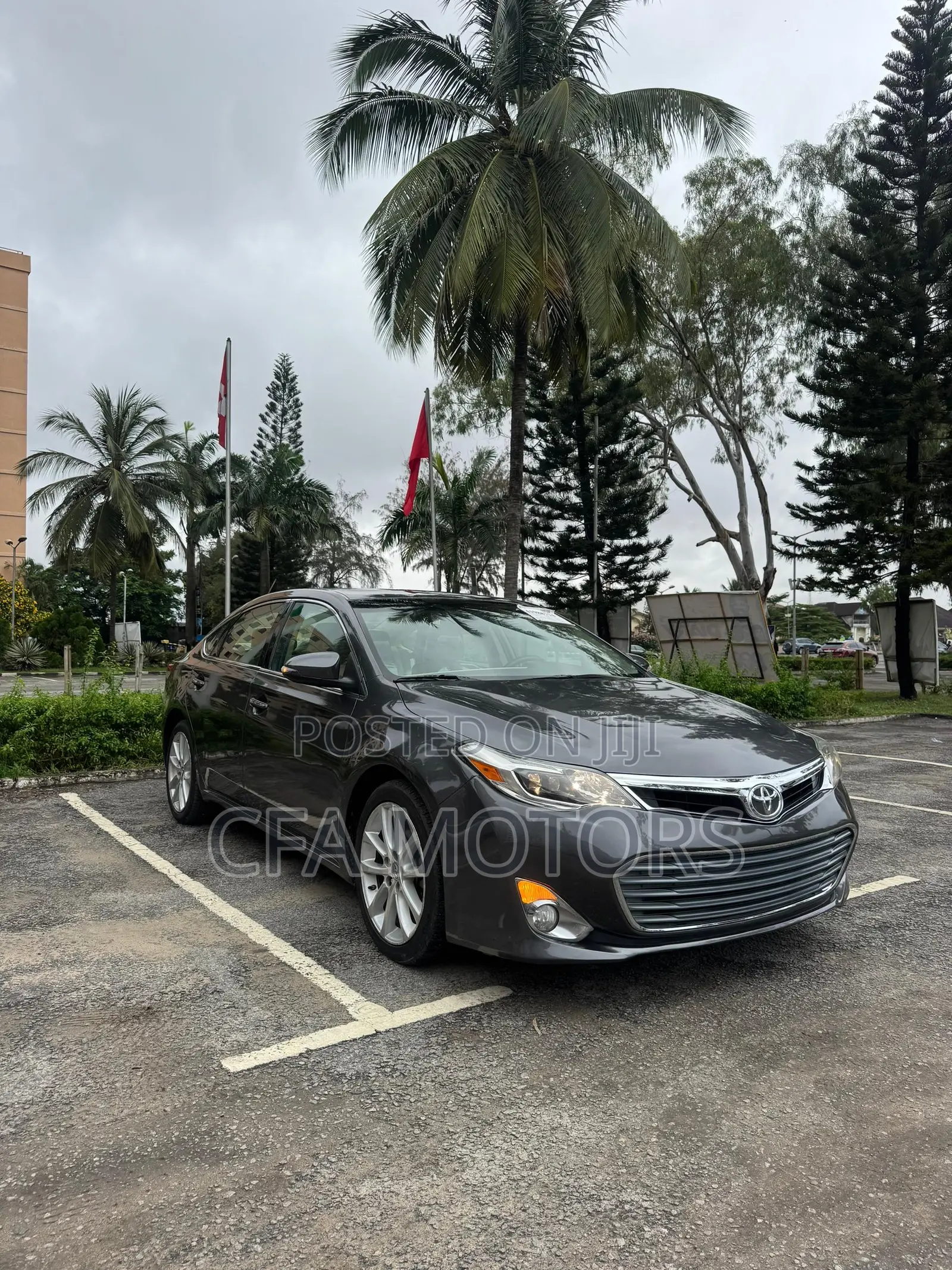 Toyota Avalon XLE Touring Sedan FWD (3.5L 6cyl 6A) 2013 Gray in Amuwo-Odofin - Cars, Cfa Motos ...