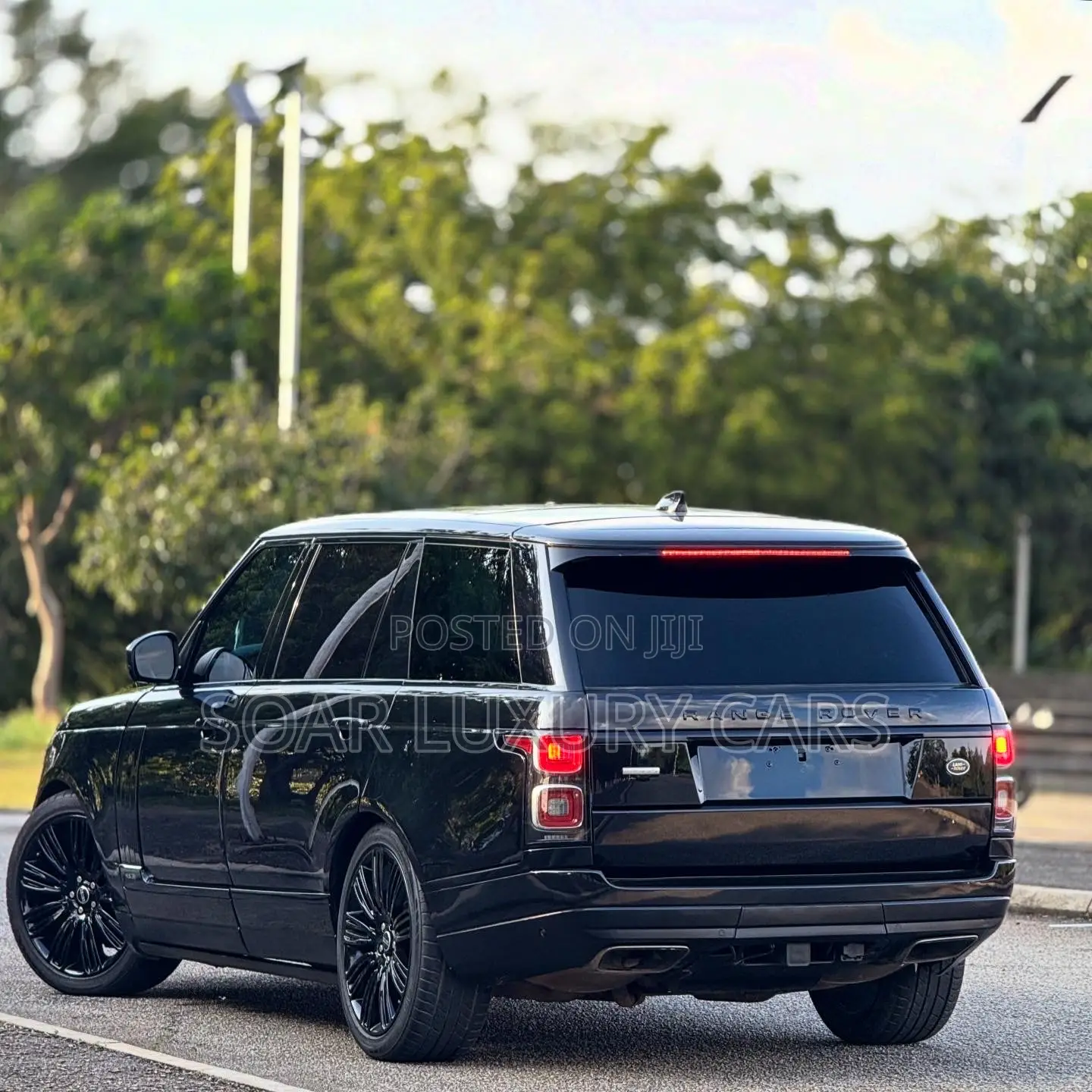 Land Rover Range Rover Vogue 2020 Black in Central Business District ...