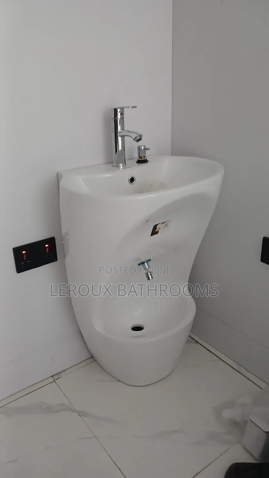 Standing Basin With Leg Wash Basin in Orile - Plumbing & Water Systems ...