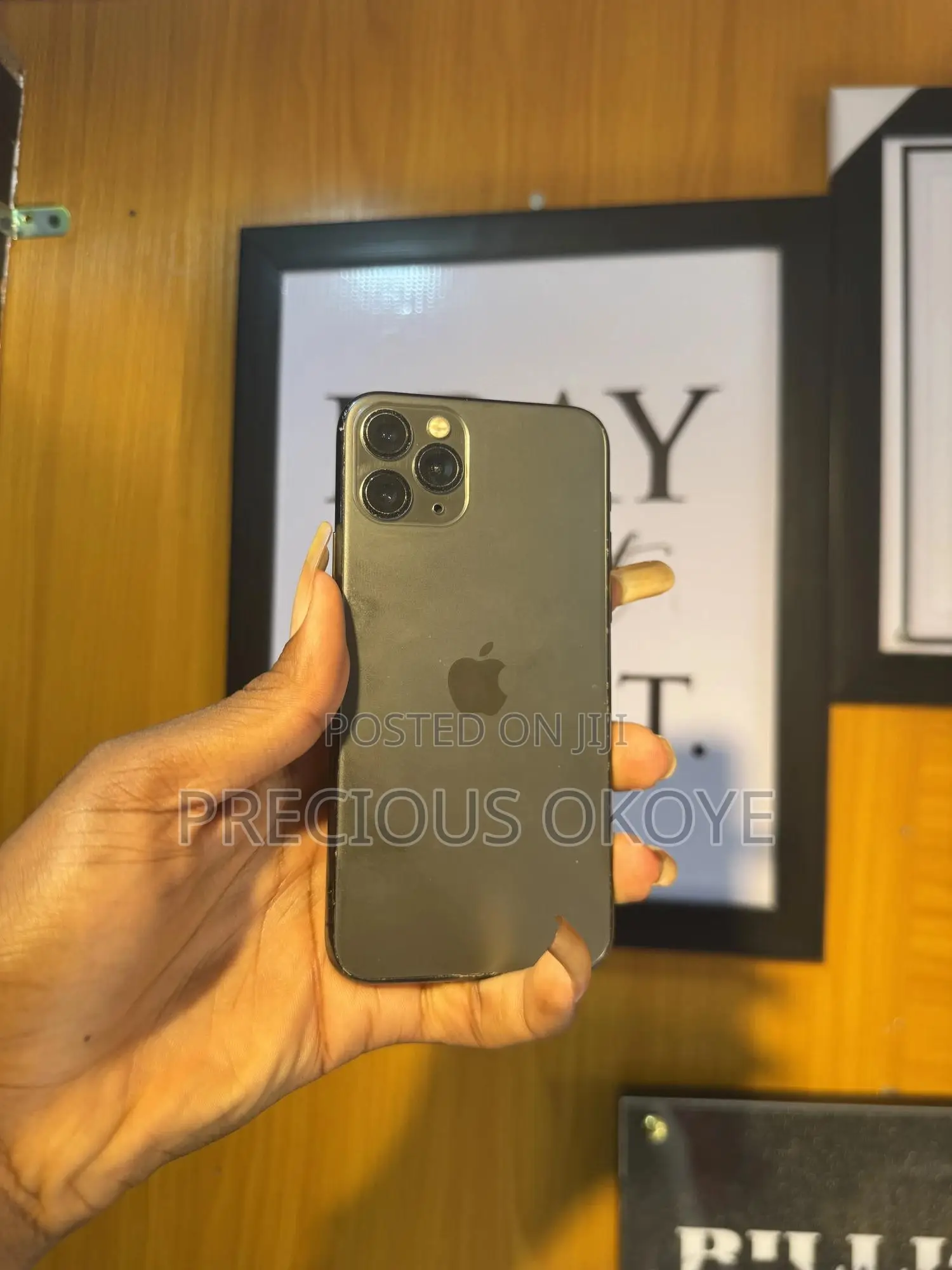Apple iPhone 11 Pro 64 GB Gray in Benin City - Mobile Phones, Pee Gadgets | Jiji.ng