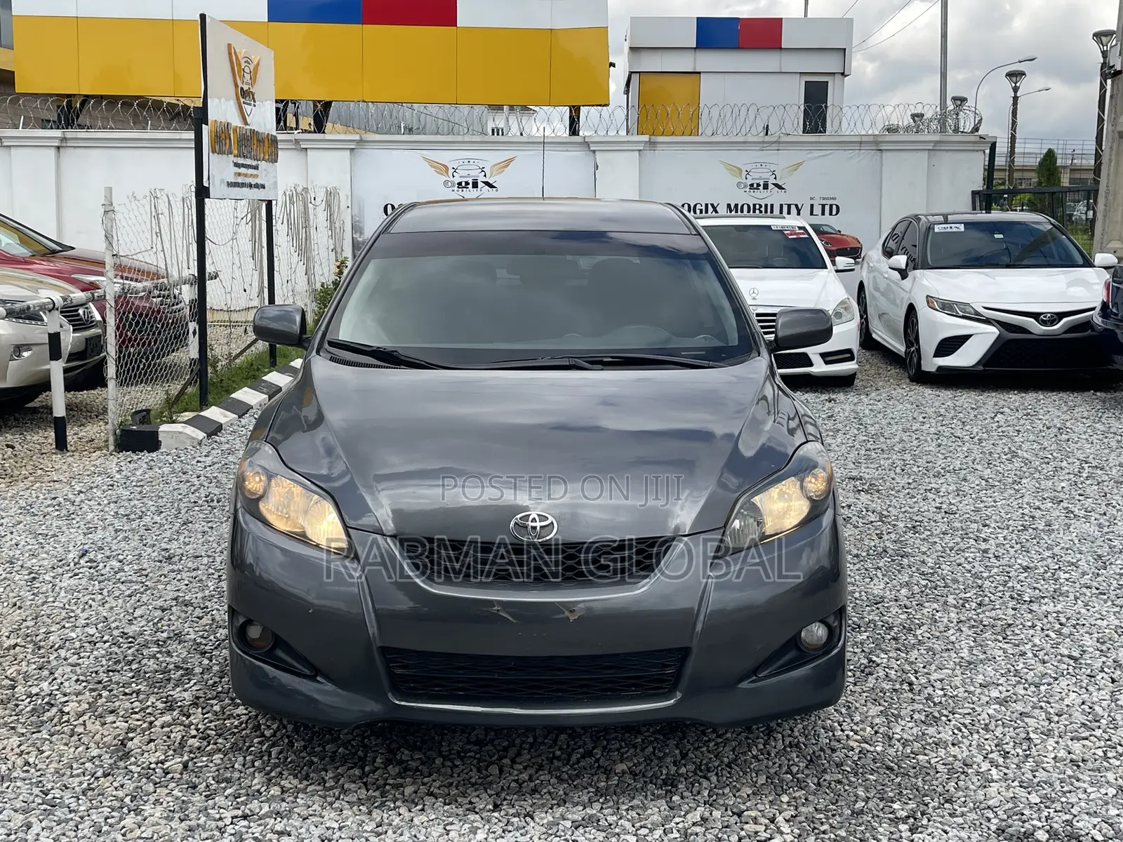 Toyota Matrix 2009 Gray for sale - Price: ₦ 9,000,000 on Jiji.ng [Gwarinpa]