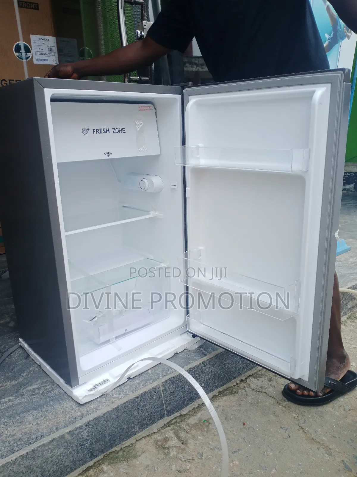 Hisense Table Top Refrigerator, Silver Color.85 Liters,1 Year Warranty ...