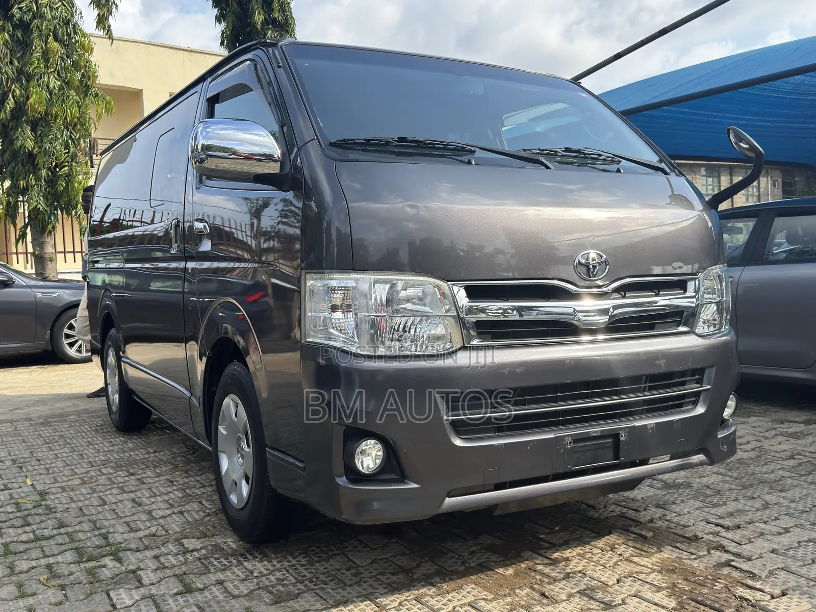 Toyota HiAce 2012 Grey in Garki 2 - Buses & Microbuses, B Bm | Jiji.ng