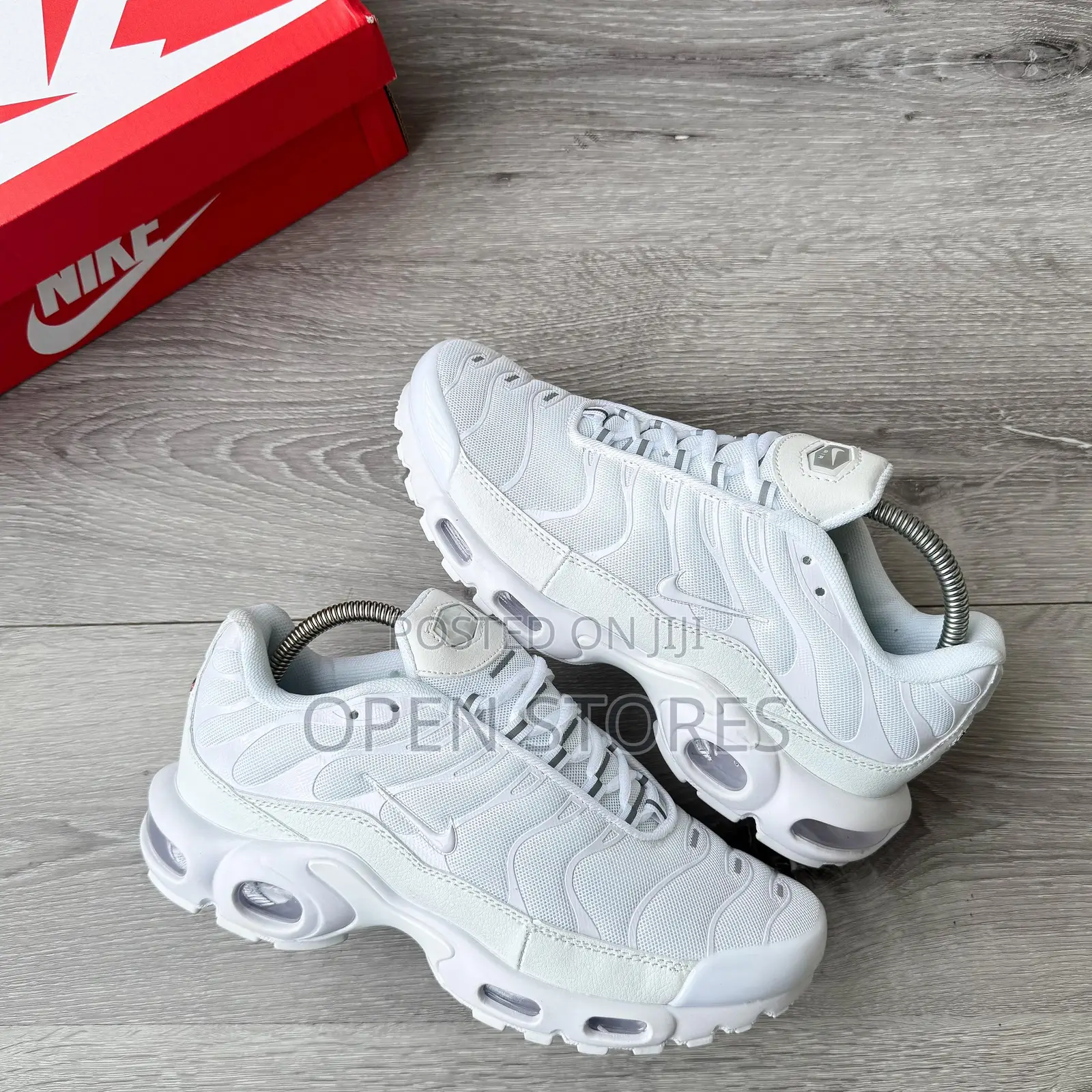 Nike Air Max Tn Plus Black Metallic, Triple Black and Triple. in Ojo ...