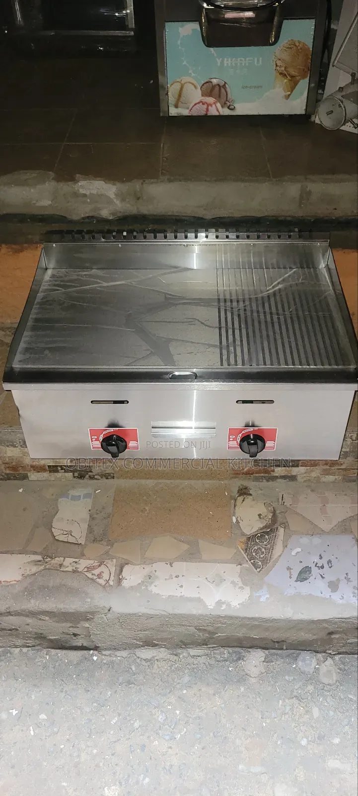 Commercial Gas Griddle Machine Rough and Smooth Griddle Big Size Avail ...