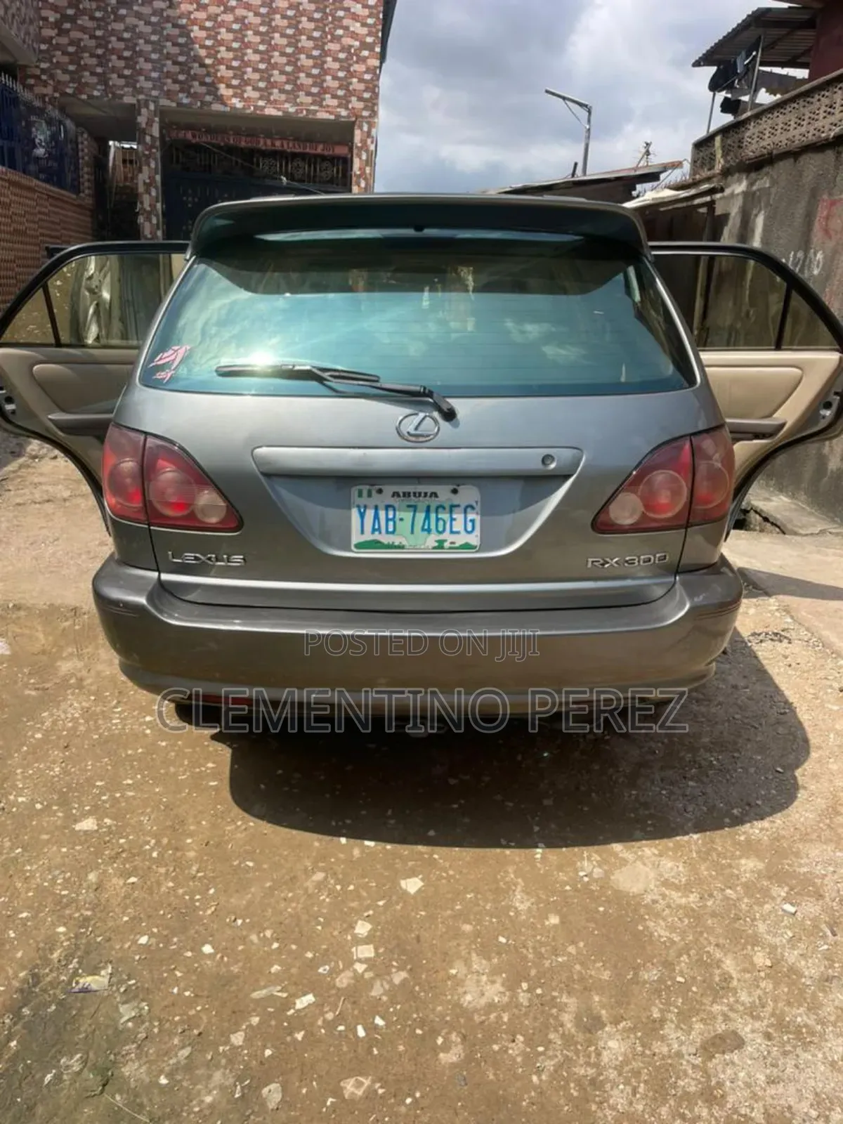 Lexus RX 300 4WD 2002 Silver in Surulere - Cars, Clementino Perez | Jiji.ng