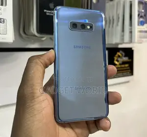 Samsung Galaxy S10e 128 GB Silver in Ikeja - Mobile Phones, God'spower ...