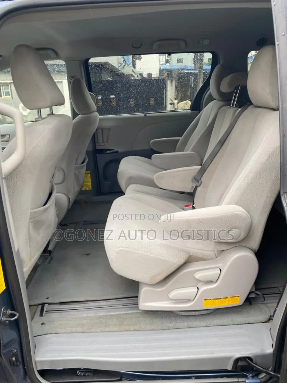 Toyota Sienna LE 7-Passenger 4dr Minivan AWD (3.5L 6cyl 6A) 2015 Blue ...