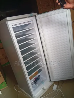 Solar Ice Block Making Machine//Freezer 200 Liters , 179watt in Ojo ...