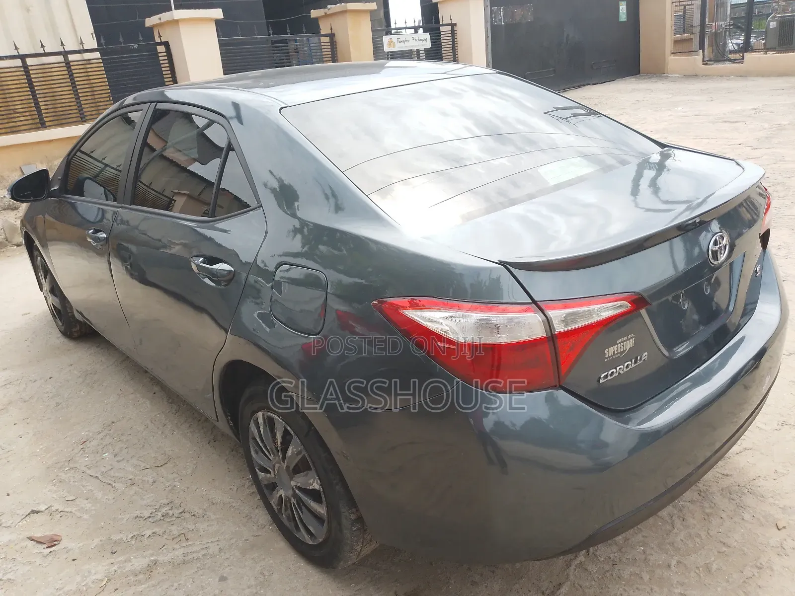 Toyota Corolla 2016 Gray in Amuwo-Odofin - Cars, Glass House | Jiji.ng