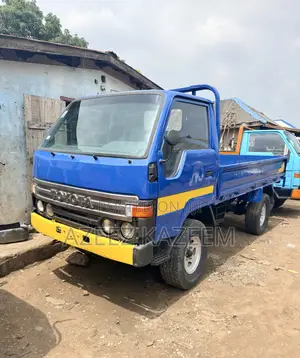 Toyota Dyna 150 Normal Bucket 4 Wheel 1998 Model Petrol Engine in Abule ...