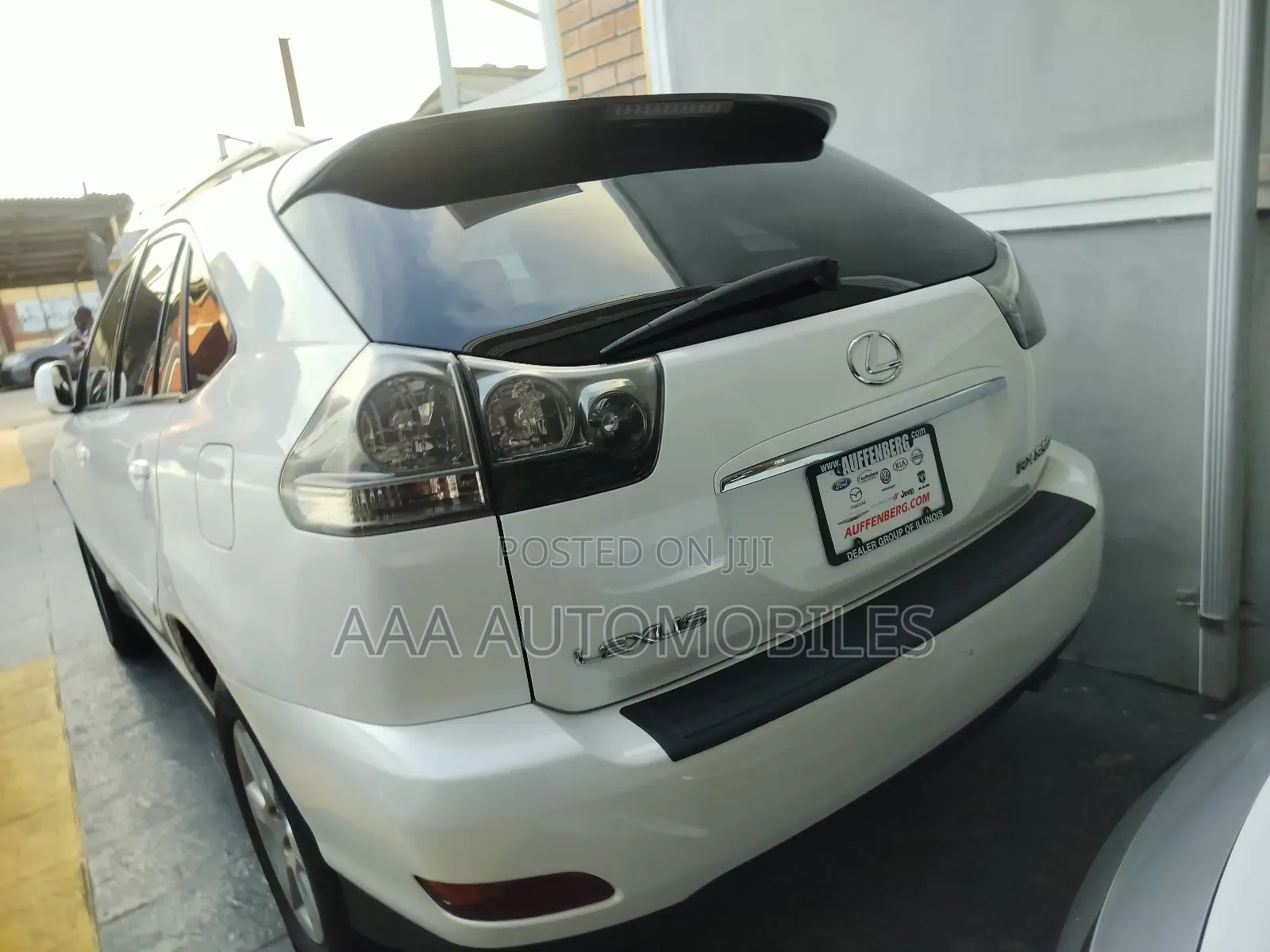 Lexus RX 330 4WD 2005 White in Surulere - Cars, Aaa Automobiles - | Jiji.ng