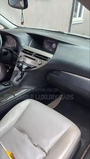 Lexus RX 350 FWD 2014 Silver in Lekki - Cars, Smile Luxury Cars | Jiji.ng