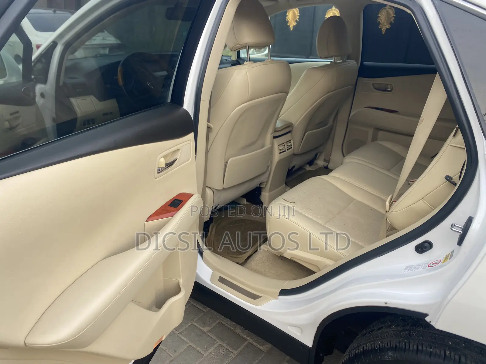 Lexus RX 350 2010 White in Amuwo-Odofin - Cars, Dicsil Autos | Jiji.ng