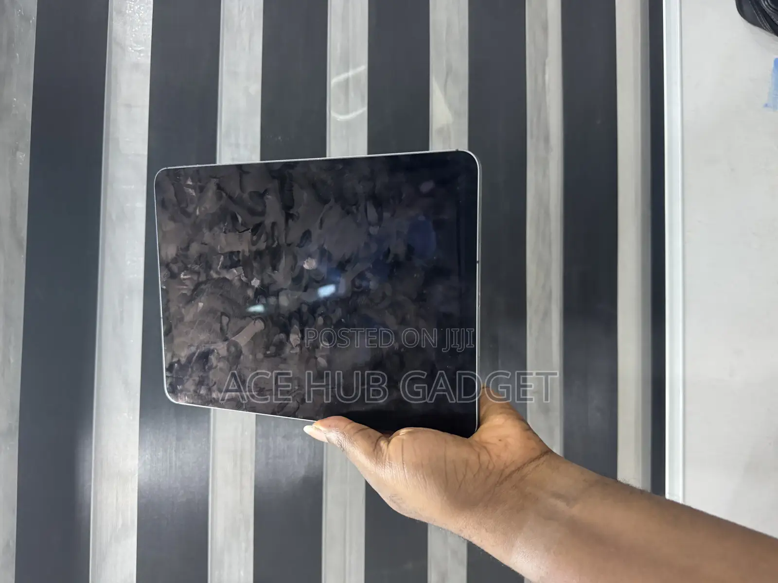 Apple iPad Pro 11 (2018) 64 GB Gray in Ikeja - Tablets, Ace Hub Gadget ...