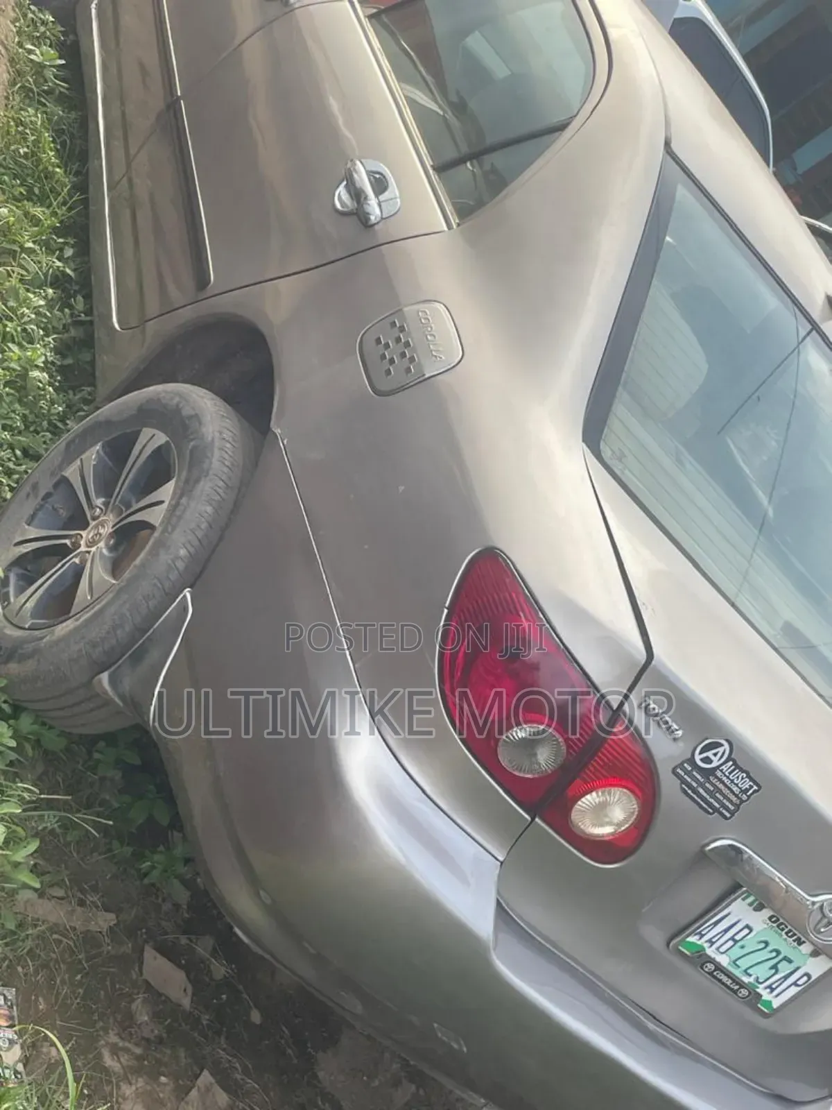 Toyota Corolla 2004 Gold in Ibadan - Cars, Ultimike Motors | Jiji.ng