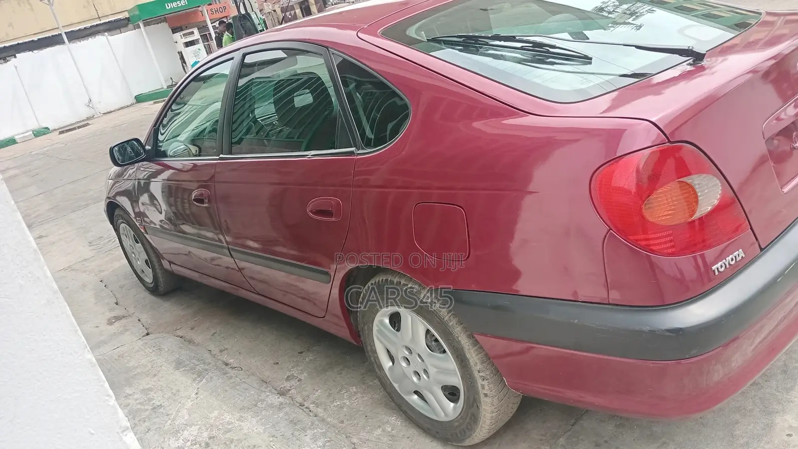 Toyota Avensis 2000 Red in Mushin - Cars, Car Marketplace | Jiji.ng