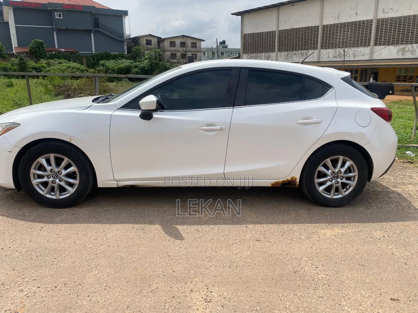Mazda 3 2014 White in Ibadan - Cars, Lion Beach Autos | Jiji.ng
