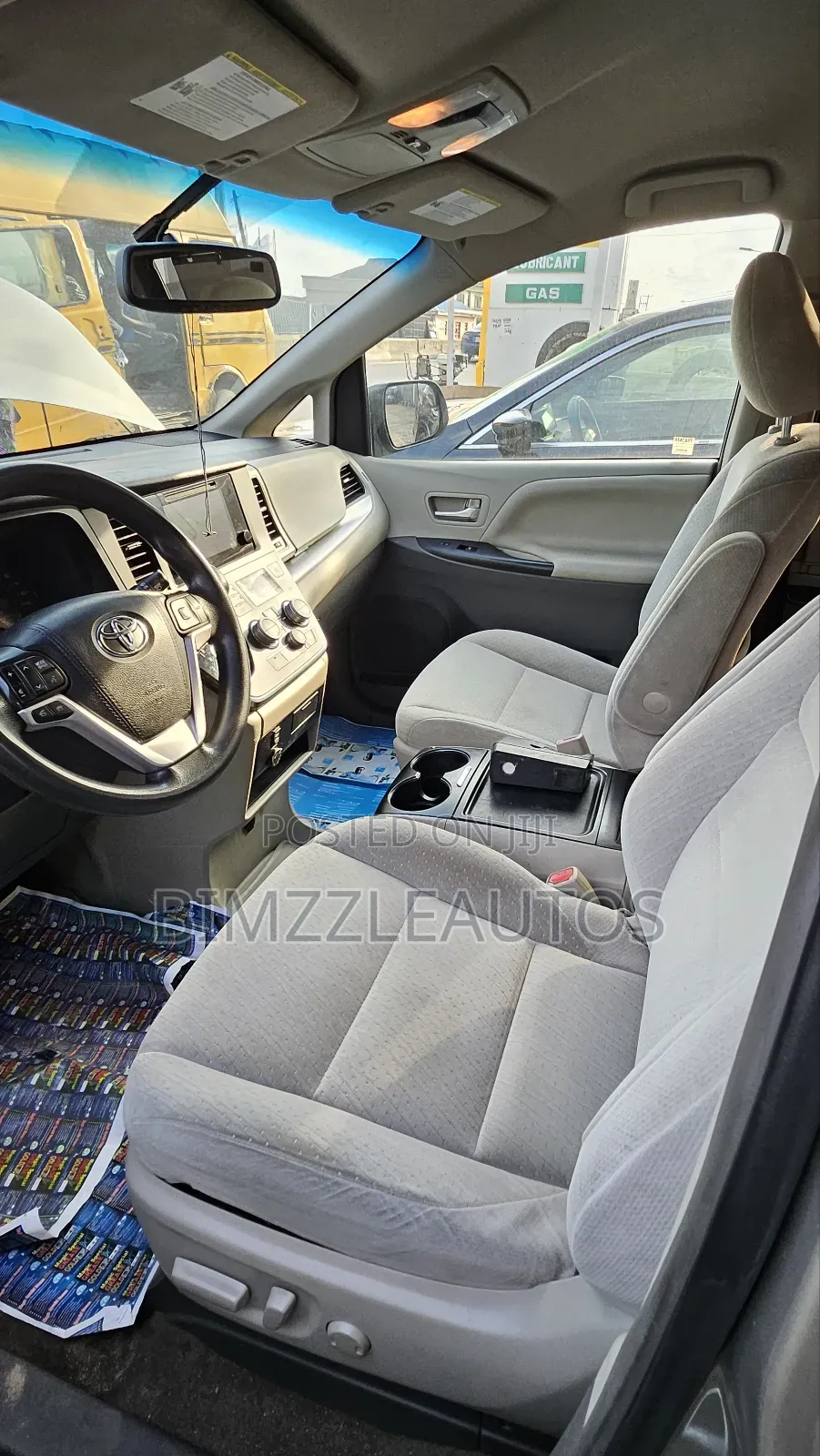Toyota Sienna LE 7 Passenger (3.5L 6cyl 6A) 2016 Beige in Isolo - Cars ...