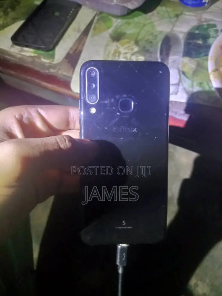 Infinix S4 64 GB Black in Badagry - Mobile Phones, James Emiton | Jiji.ng