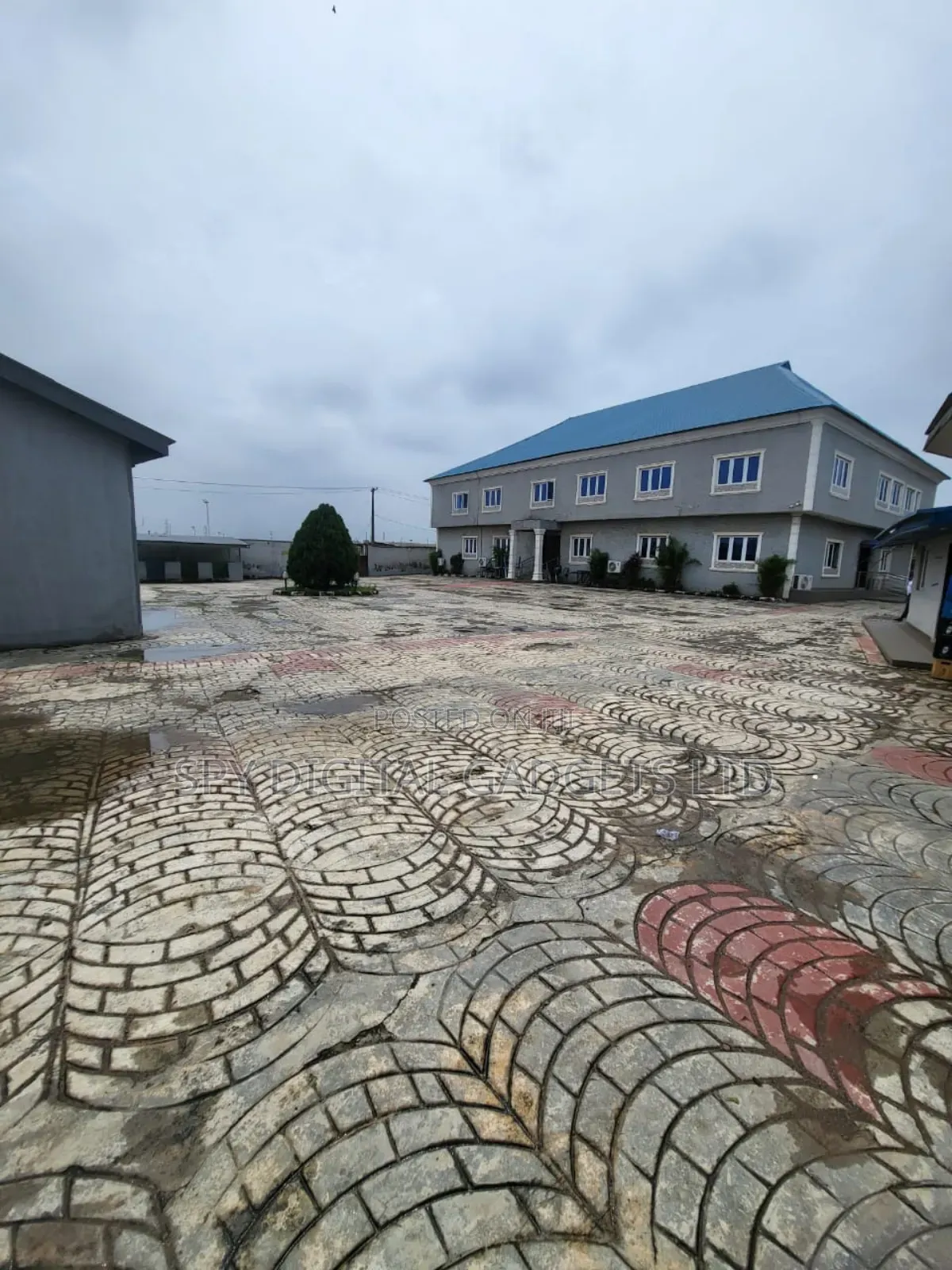 55 Rooms 3star Hotel, 2 Event Halls, Open Bar, Swimming Pool,Jym, Etc ...